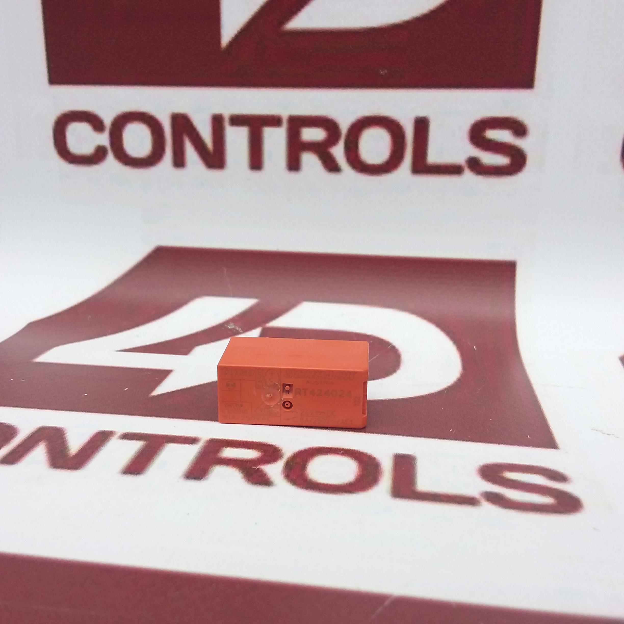 RT424024 | TE Connectivity | Through Hole Mount, 8A, DPDT, 24VDC