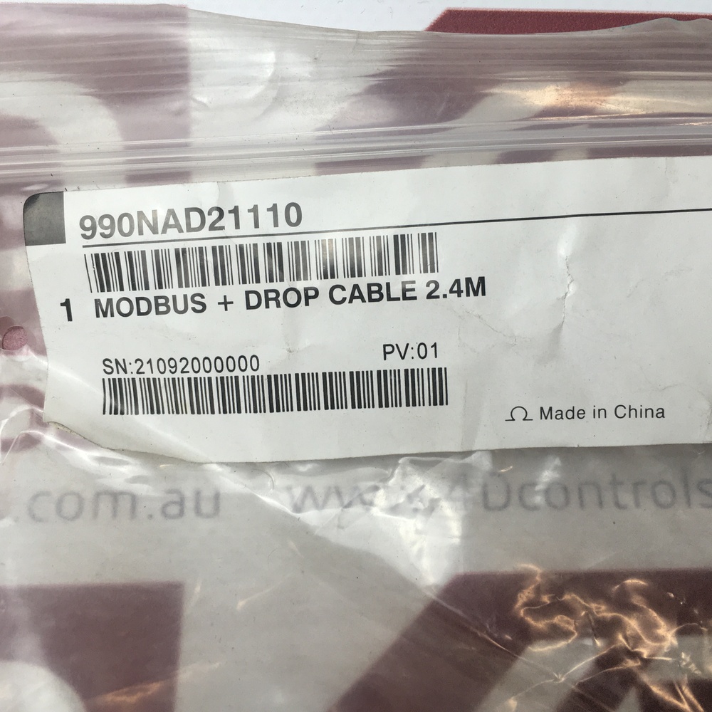 990NAD21110 | Modicon | Cable Modbus Plus I/O Base 2.4M