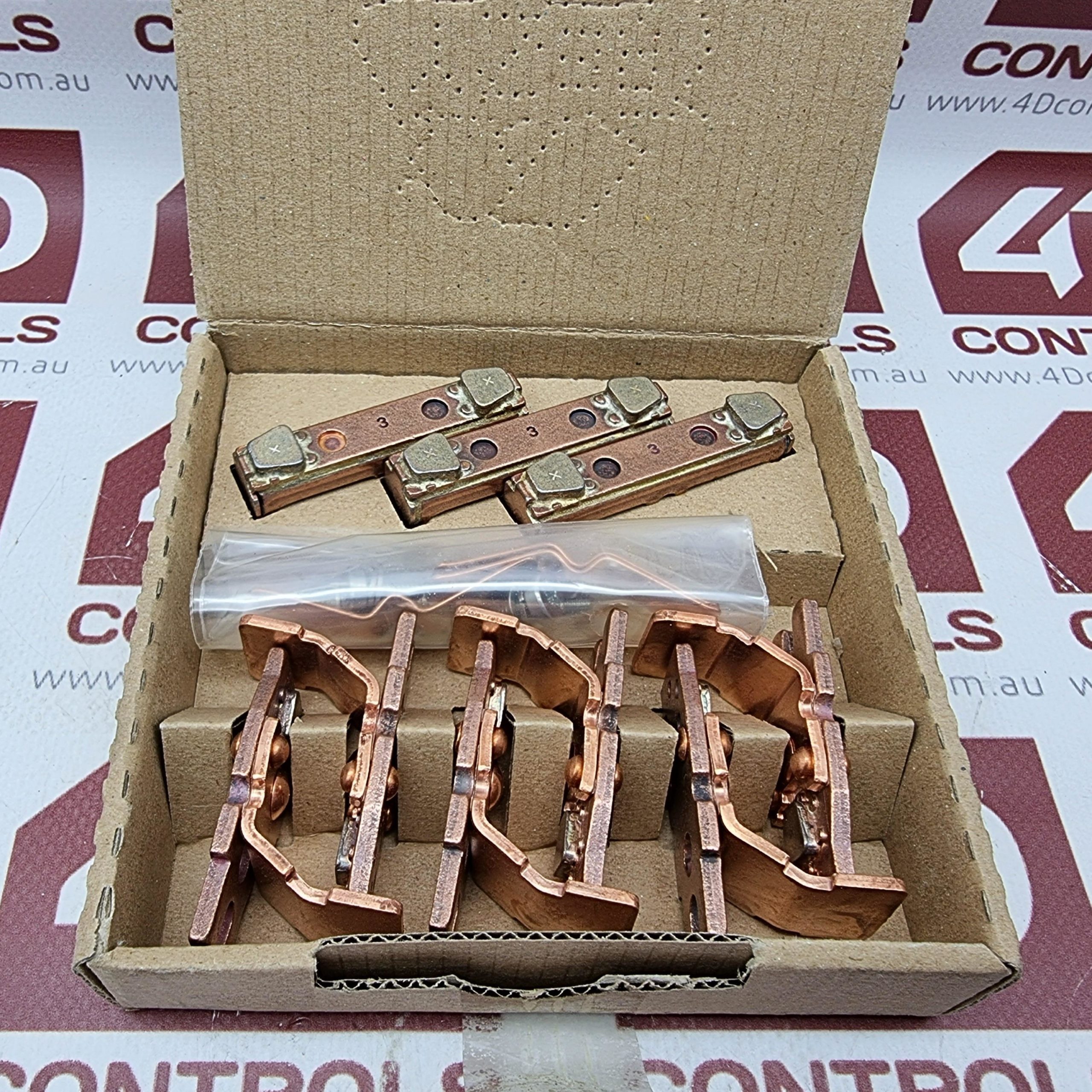 CA6-CE140 | Sprecher + Schuh | Main Contact Set Set of 3