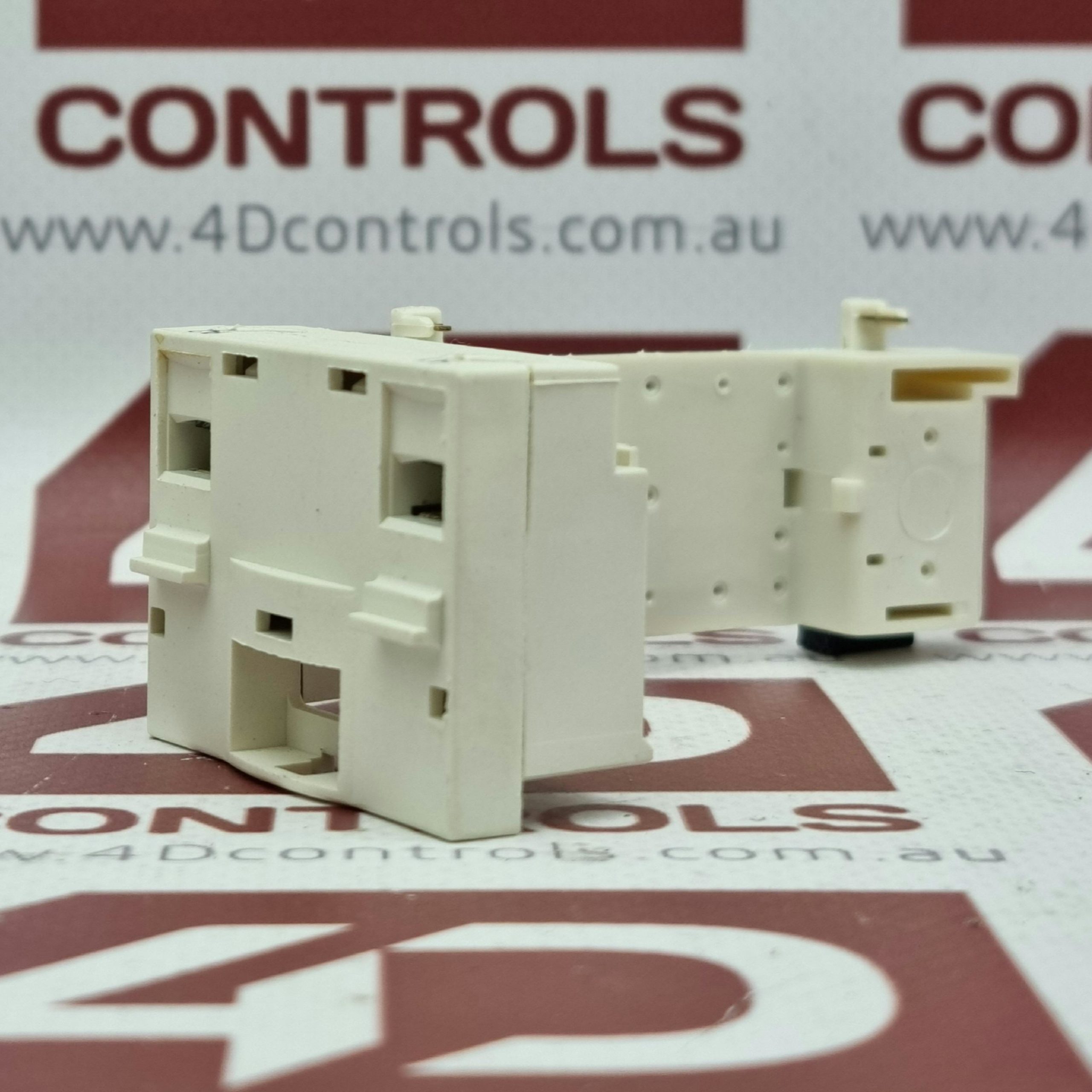 LAD4BB | Schneider | Contactor Wiring Kit For Use With LC1 Series