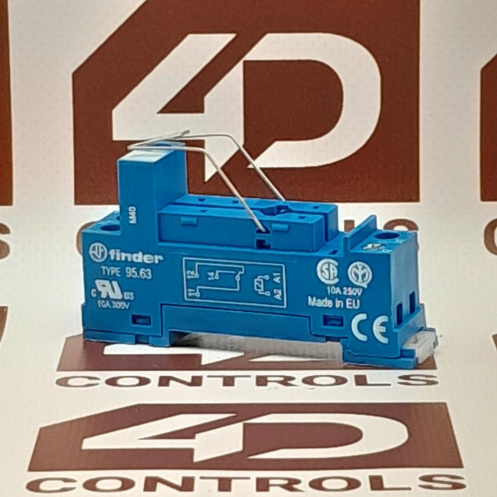 95.63 | Finder | Socket, Box Clamp, 10A, 250VAC, Blue